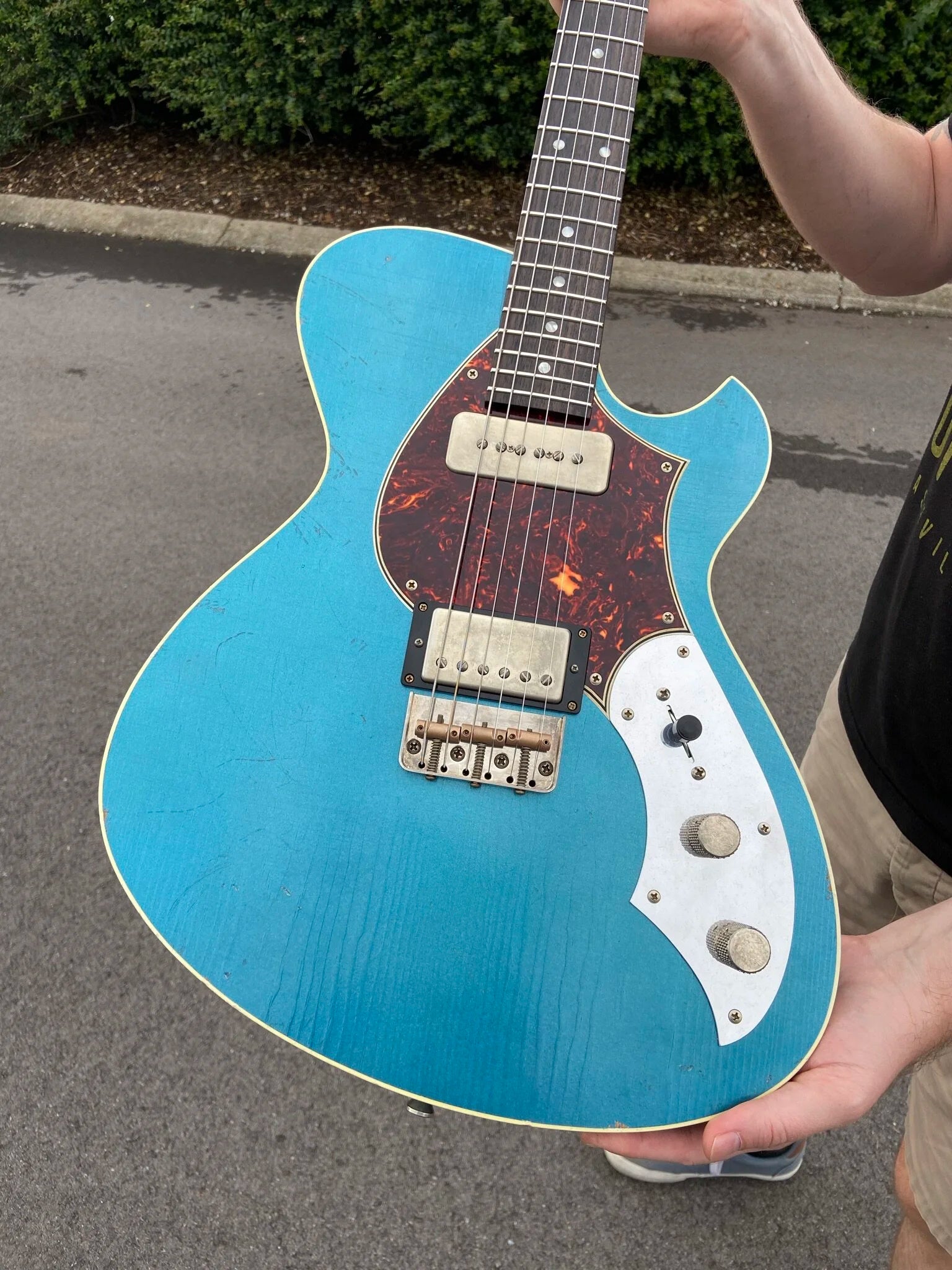 Signature SOLUS - Lake Placid Blue – Novo Guitars
